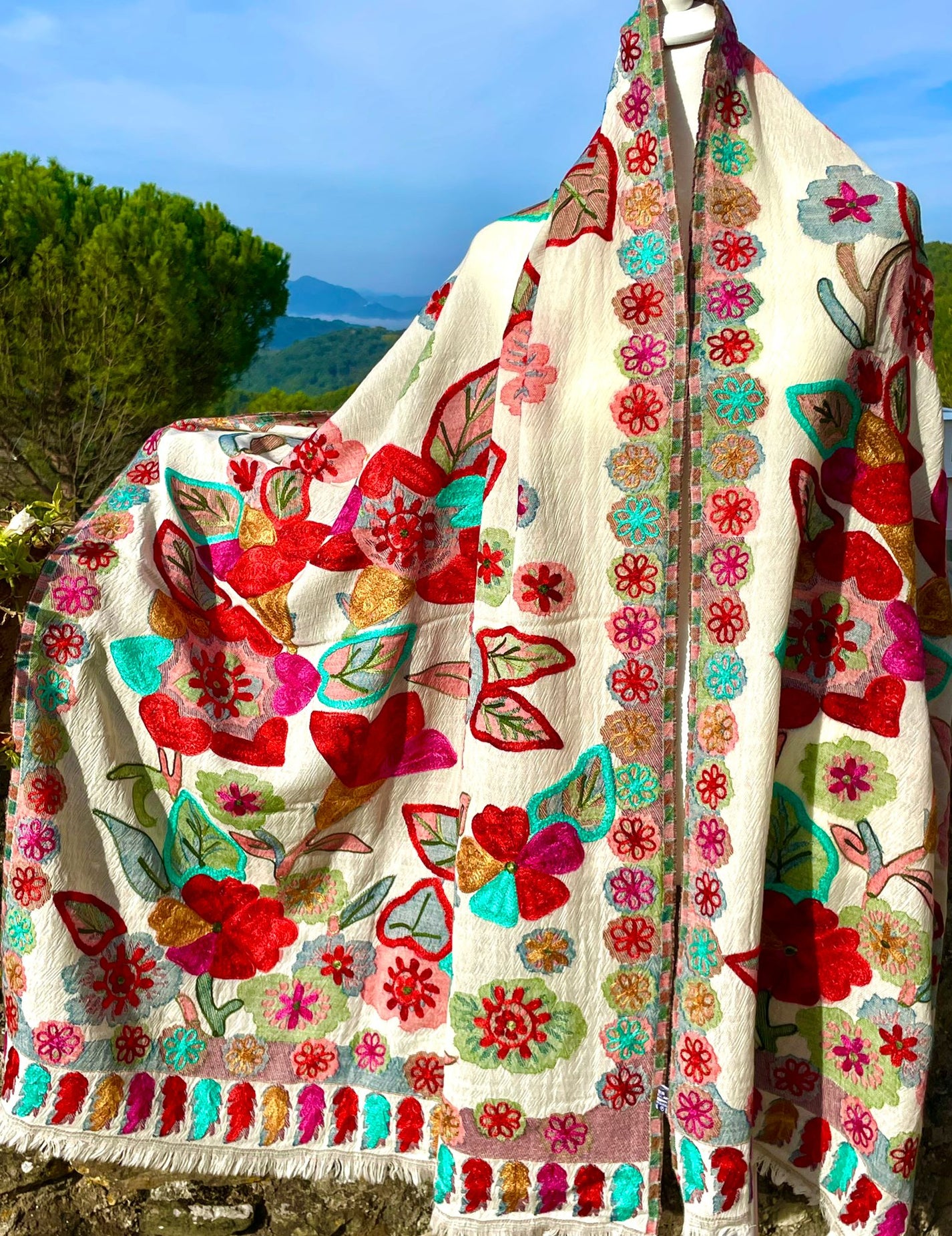 Hand Made Pure Wool and Cashmere Shawl – Couture Cashmere